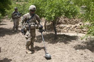 Minhunter and Gizmo Help Warfighters Finding IEDs with Mine Detectors ...