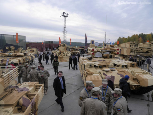 Russian Land Power Demonstrated at RAE 2013 - Defense Update: