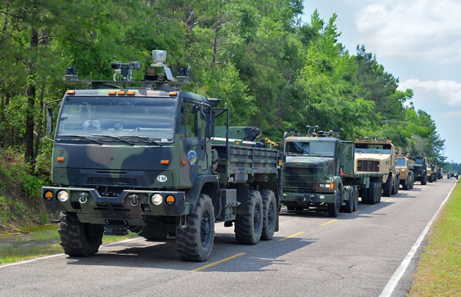 Driverless Convoy Roam through S.C. Test Range at 40mph - Defense Update: