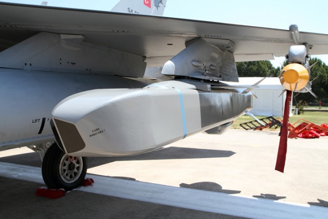 Turkey, US to modify the SOM cruise missile for use with F-35 - Defense ...