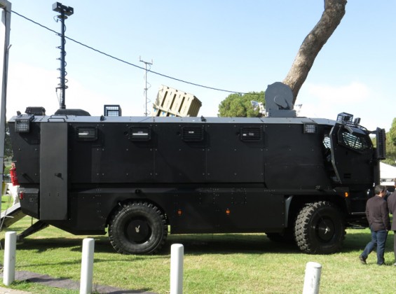 Plasan unveils the Guarder – an armored carrier for SWAT teams ...