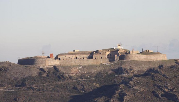 Police Arrests Three Frenchmen for Plotting an Attack on a Commando ...