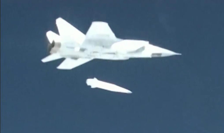Hypersonic Weapons Enter Service with Russian Aviation - Defense Update: